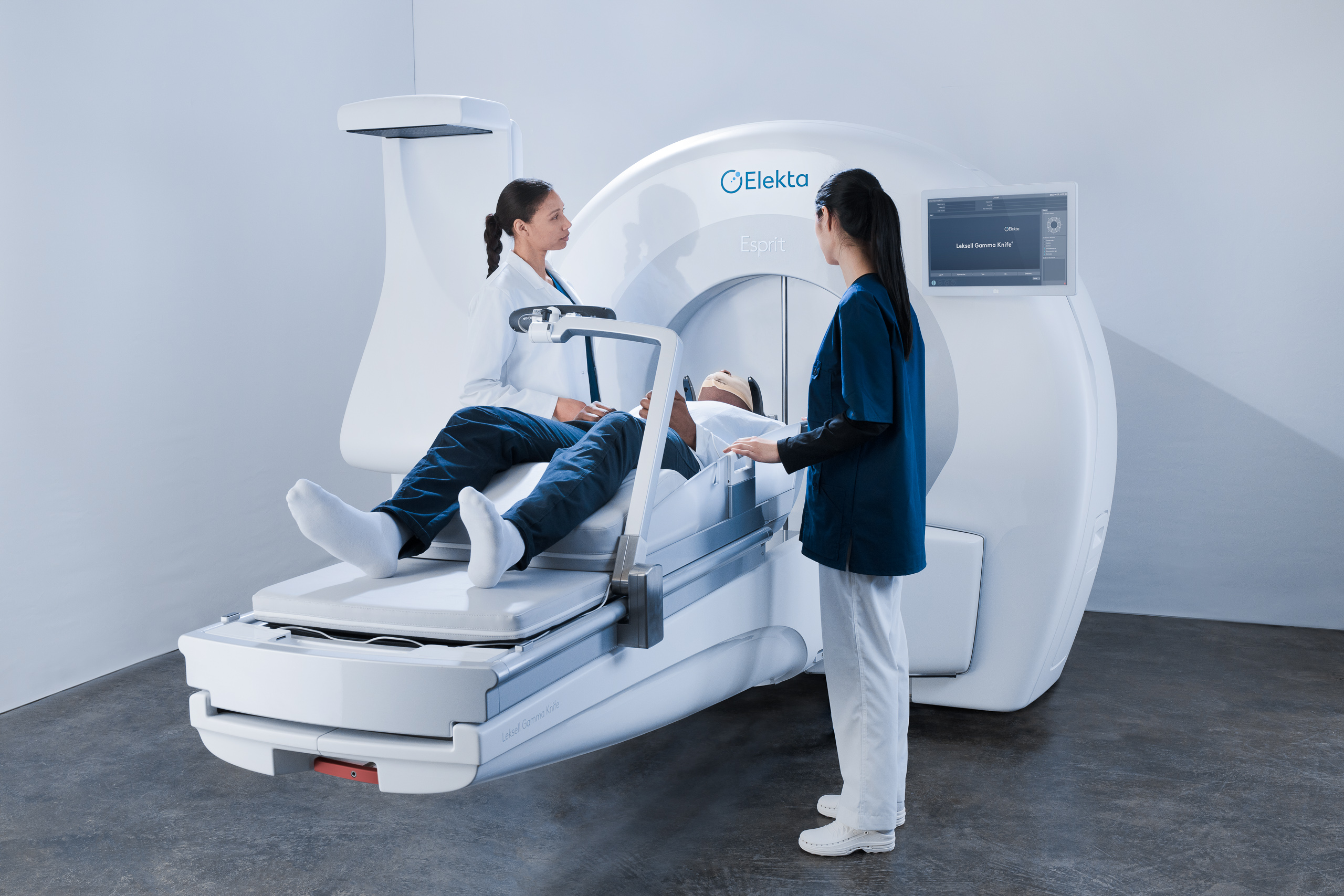 Gamma Knife Radiosurgery Image Bank | Newsroom | Elekta